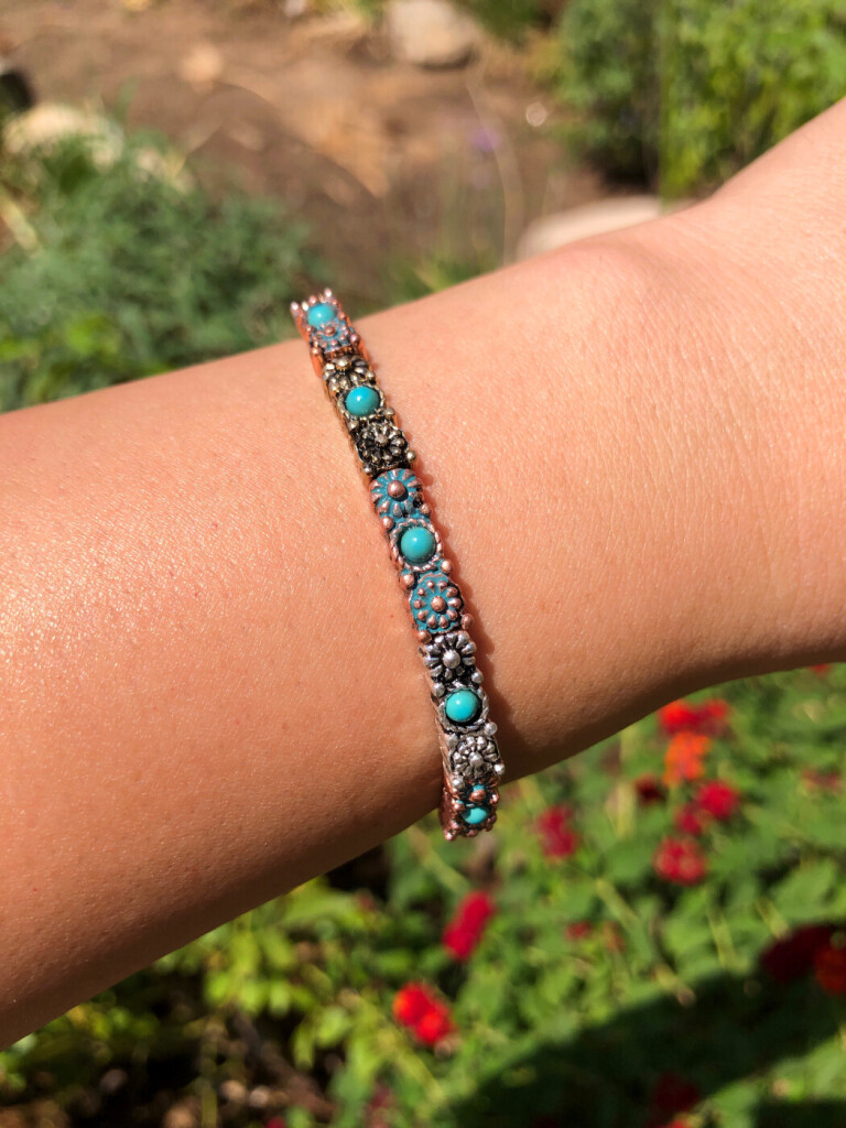 Kayla ” Western Stretch Bracelet ( Triple Tone ) – Ale Accessories